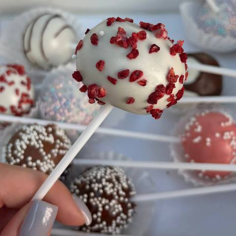 Кейк-попсы на заказ в Гродно с доставкой | Perfectcake